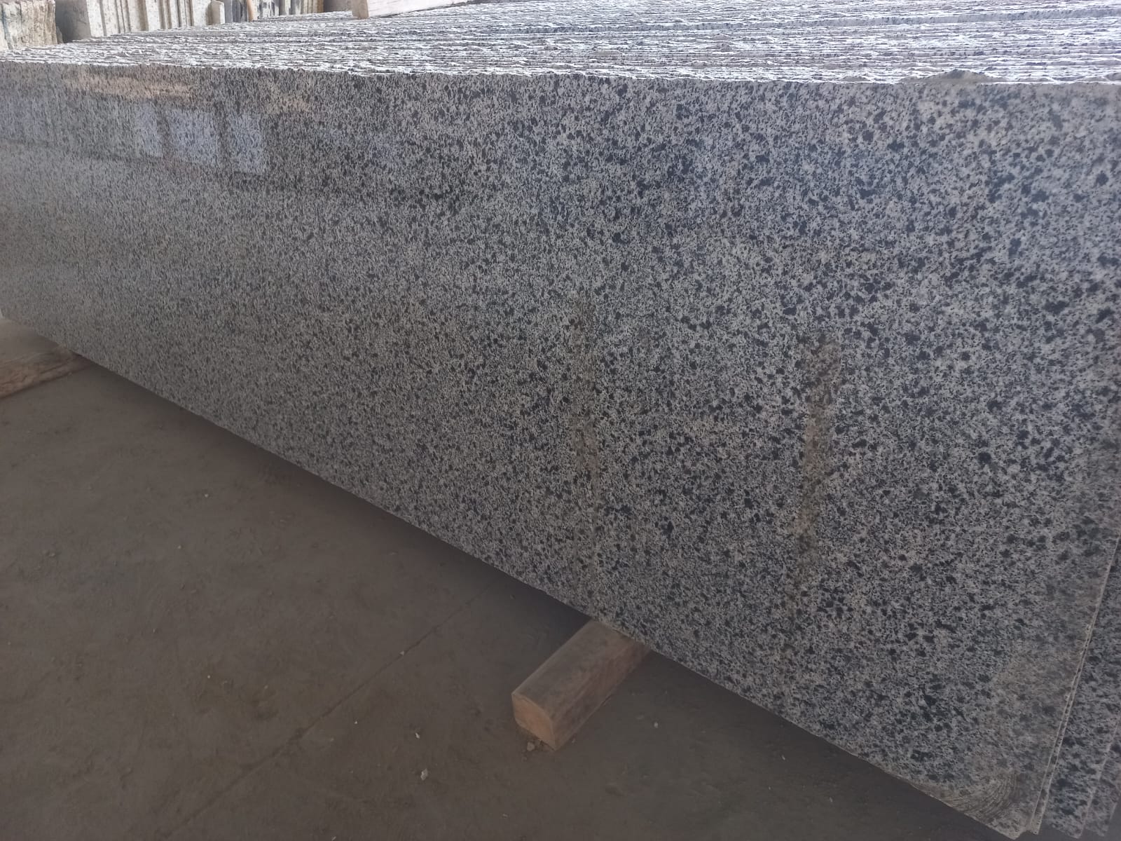 New Halayeb - Africa Granite